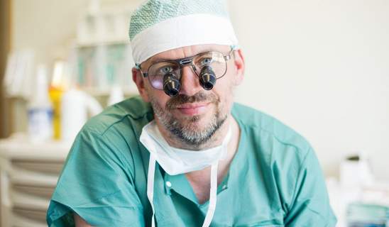 Rīgas Austrumu slimnīcā astoņgadīgam bērnam piešuj amputēt... — Doctus