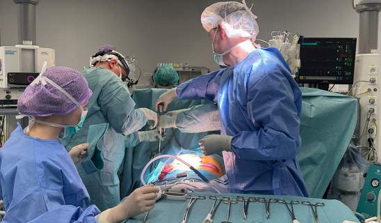 Stradiņa slimnīcā no viena donora veiksmīgi veiktas piecas tran... — Doctus